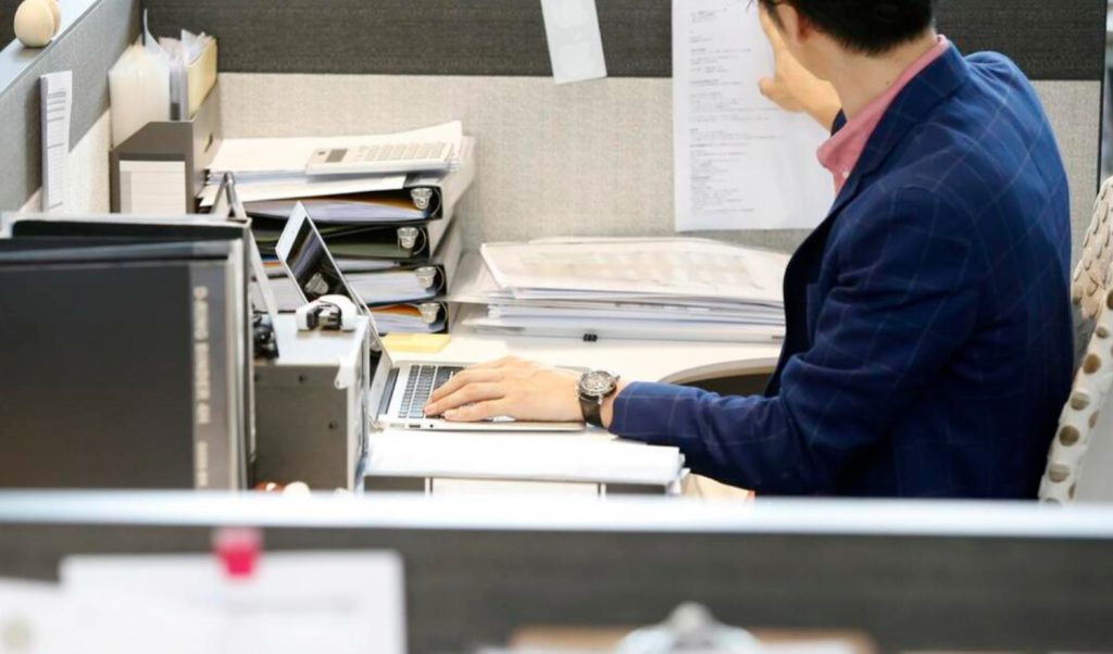 996 in China and the Future of Work: A Global Perspective - DFC Studio